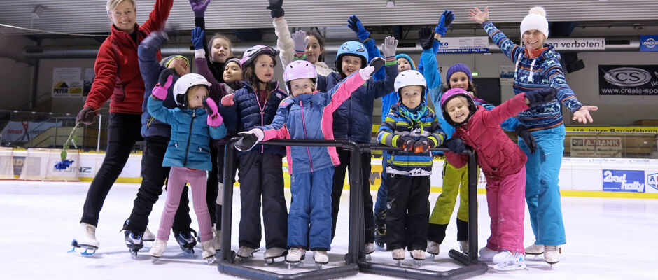 Auf Kufen und Rollen: Eisläufer skaten in die Sommersaison ...